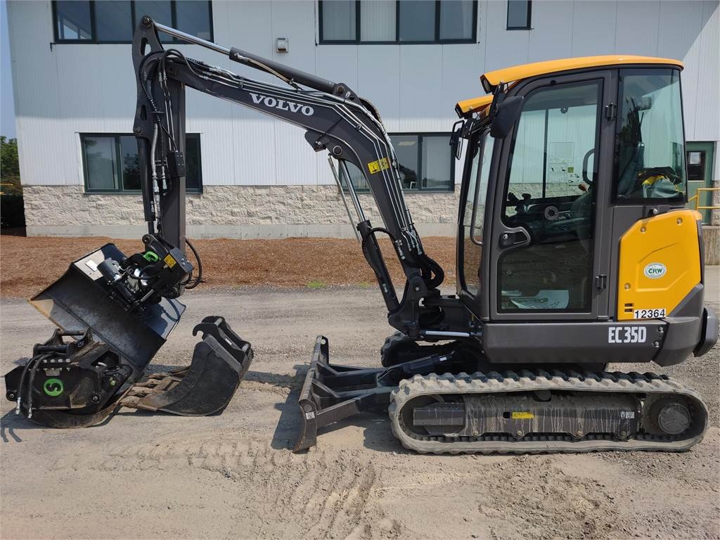 Compact Excavators - Construction equipment - Volvo CE Americas Used ...