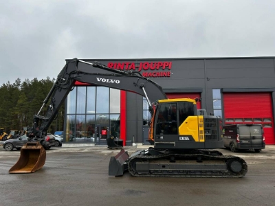 Volvo ECR 235 E / Rototilt Oilquick, Puskulevy, Rasvari - Crawler ...