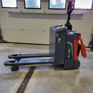 Heli CBD25 2500 kg Litium HYR/KÖP - Låglyftare med plattform ...