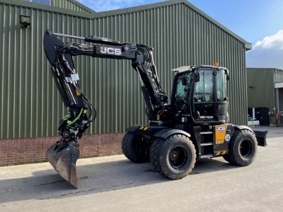 JCB Hydradig 110W black edition - Wielgraafmachines - Grondverzet en ...