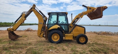 CAT 420 E
