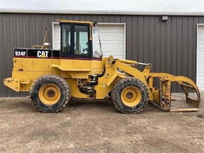 CAT 924F