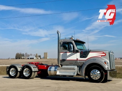 Kenworth W 990