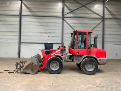 Volvo L 30 G - Radlader - Baumaschinen - Geuens Machinery