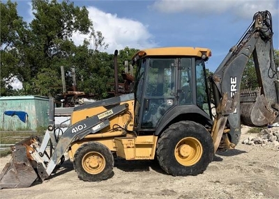 John Deere 410J