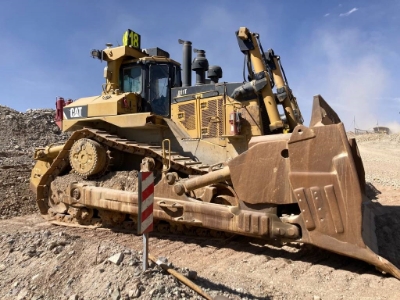 CAT D 11 T