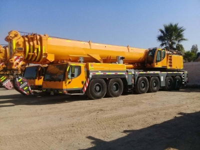 Liebherr LTM 1350-6.1