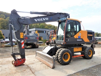 Volvo EW 220 E - Wheeled Excavators - Construction Equipment - Volvo CE ...
