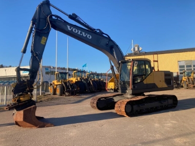 Volvo EC 220 E - Bandgrävare - Entreprenad - Gemab Products