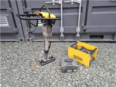 Wacker Neuson AS30e Bundle - Vibratory Rammers - Products - Wacker Neuson