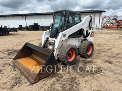 Bobcat S250 - Minicargadoras - Construcción - CATERPILLAR WORLDWIDE