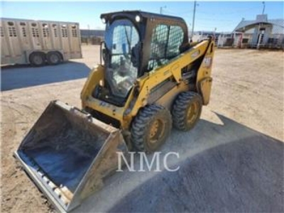 CAT 226D3 - Chargeuse compacte - Équipement De Construction ...