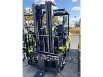 Clark S35L - forklifts - Material Handling - CATERPILLAR WORLDWIDE