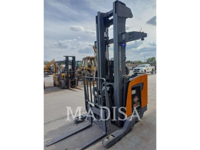 Jungheinrich ETR 235 - forklifts - Material Handling - CATERPILLAR ...