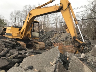 CAT E110B CRAWLER EXCAVATOR