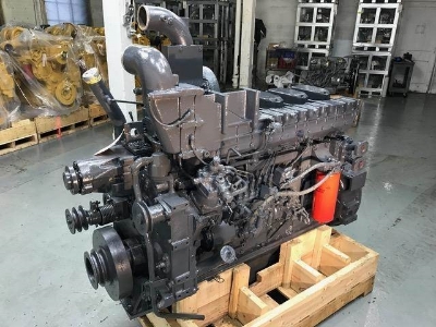 Komatsu SAA6D140E-2