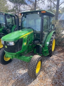 John Deere 5075E