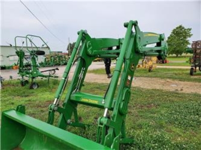 John Deere 620R