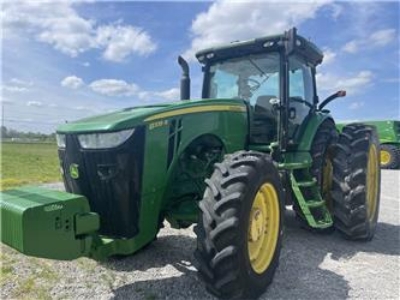 John Deere 8335R