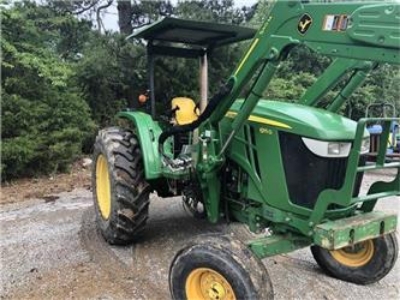 John Deere 6115D