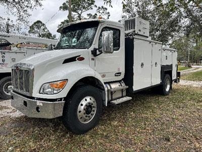 Peterbilt 537 4X2 - NEW