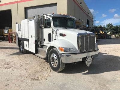 Peterbilt 537 4X2 - NEW