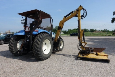 New Holland T6030