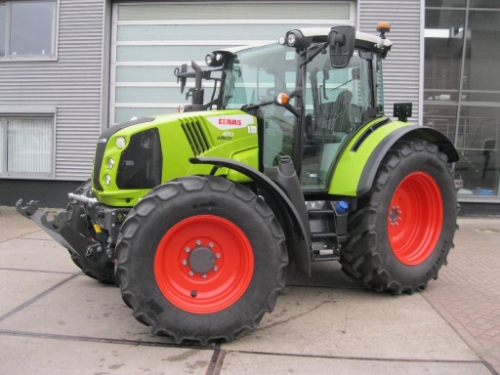 Tractors - Farm equipment & agricultural machinery - Kamps de Wild