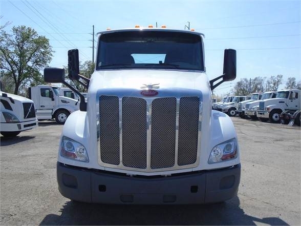 Peterbilt 579