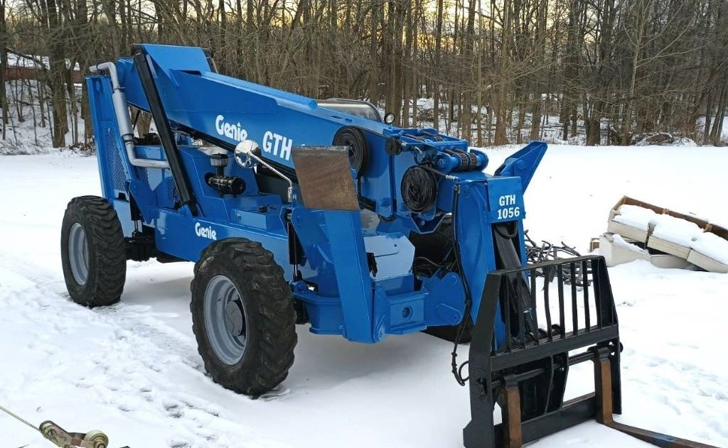 Genie GTH 1056