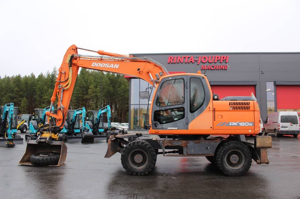Doosan DX 160 W / Engcon, Luiskakauha, Rasvari - Pyöräkaivinkoneet ...