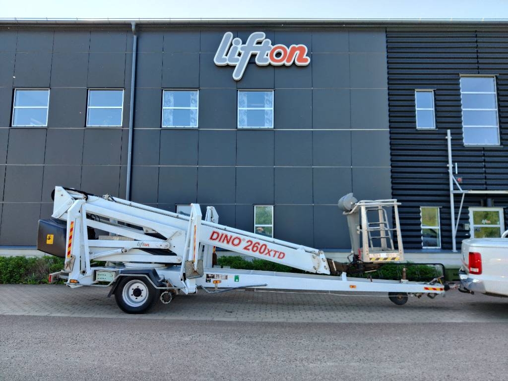 Begagnade liftar - skylift - släpvagnslift - Lifton AB