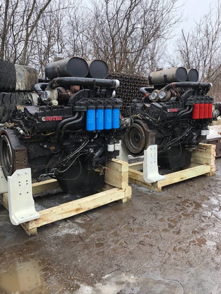 Cummins QST30