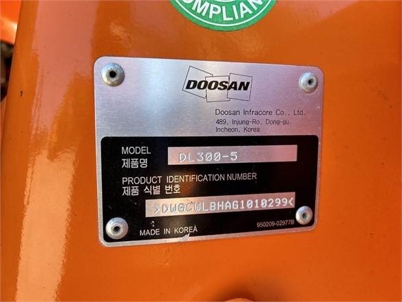 Doosan DL300