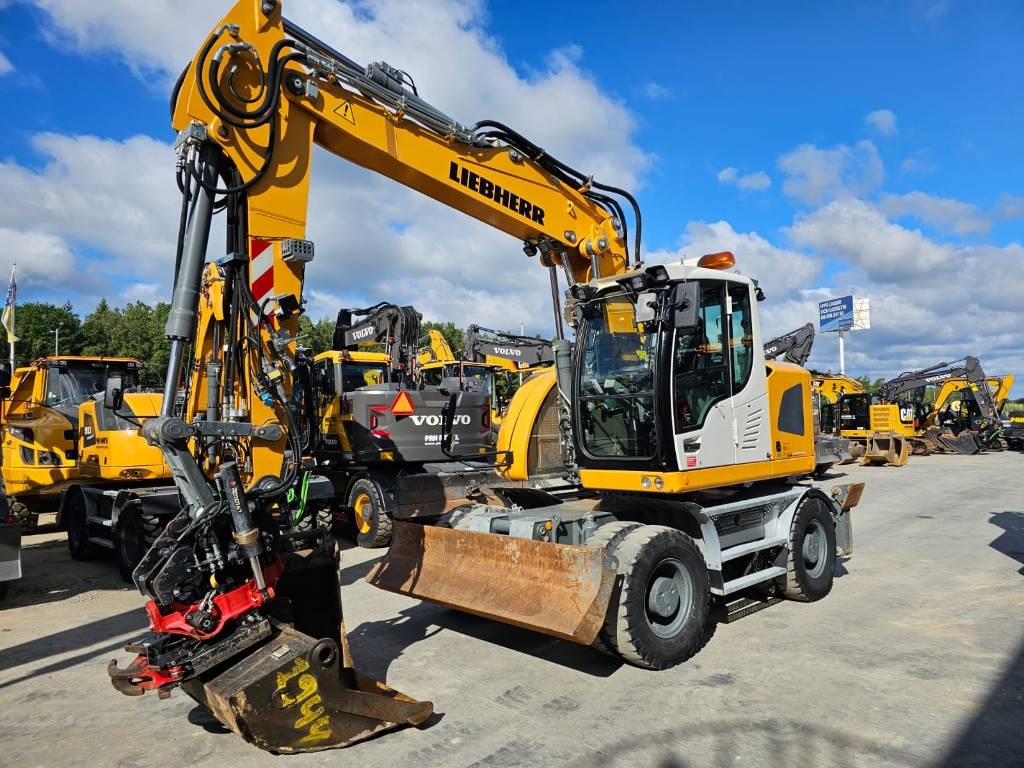 Buy Used Liebherr A918 Compact Wheel Excavator for sale in Stockholm ...