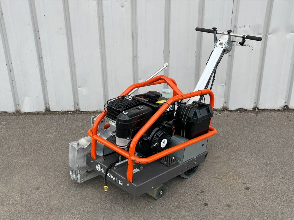 Husqvarna 2000 Soff cut Concrete Saw