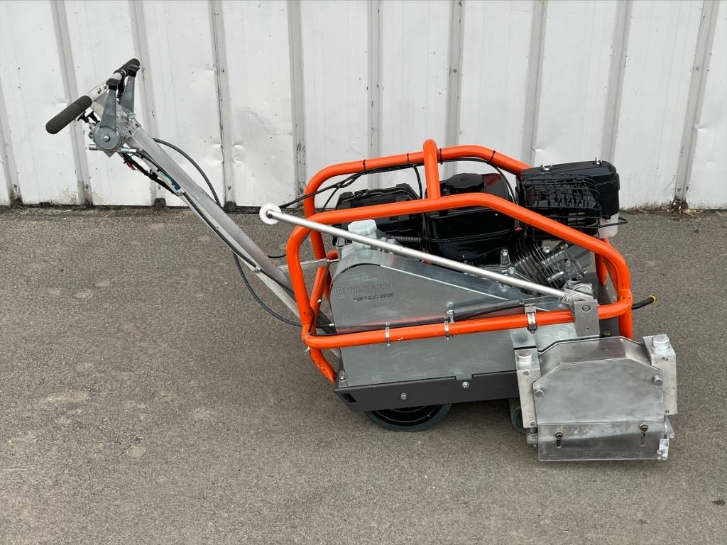 Husqvarna 2000 Soff cut Concrete Saw