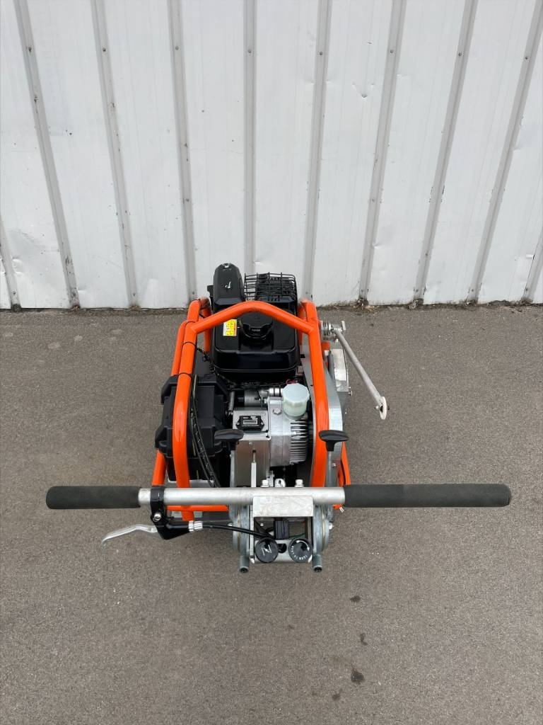 Husqvarna 2000 Soff cut Concrete Saw