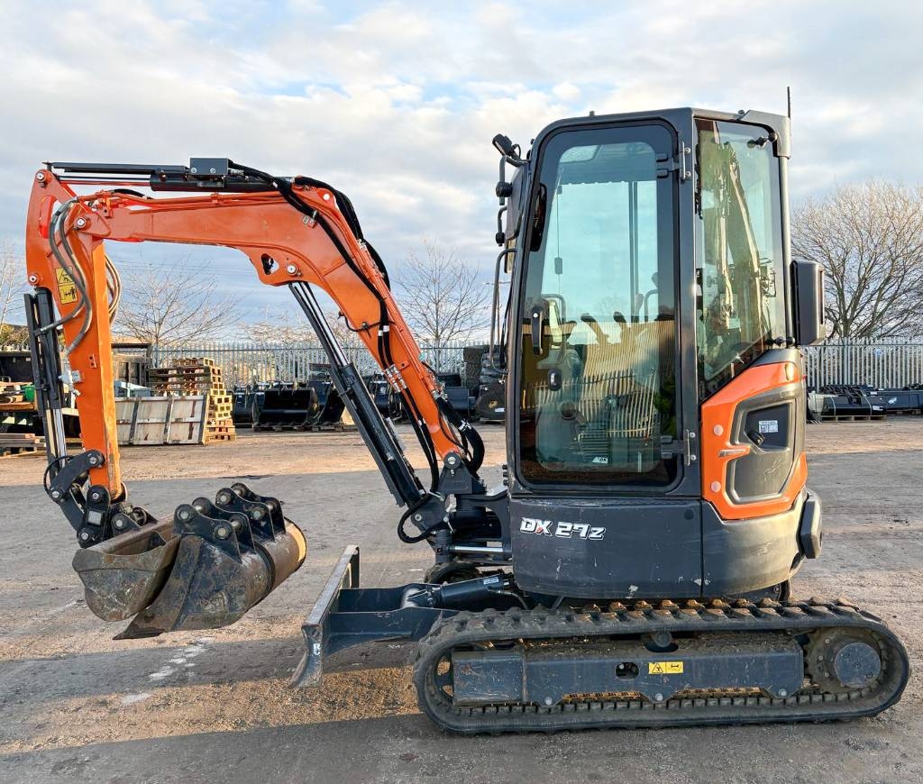 Doosan DX27Z-7 - Mini excavators