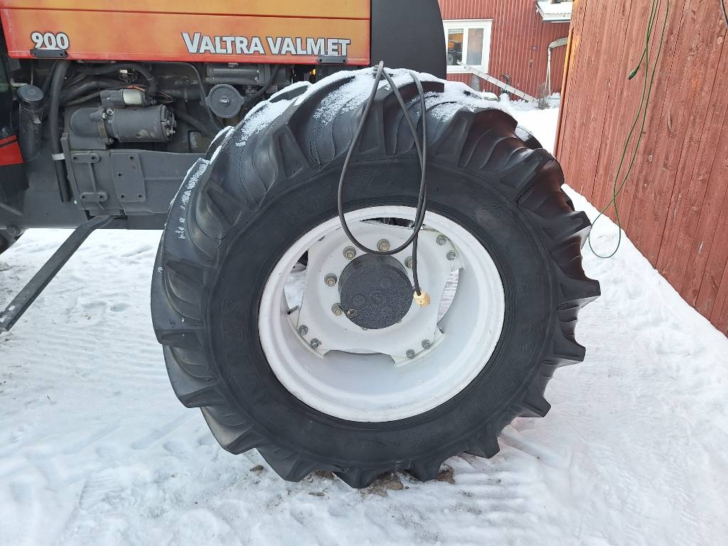 Valtra Valmet 900 - Traktorit - Maatalous - Agritek-vaihtokoneet