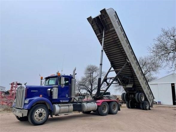 Travis ALUMINUM END DUMP