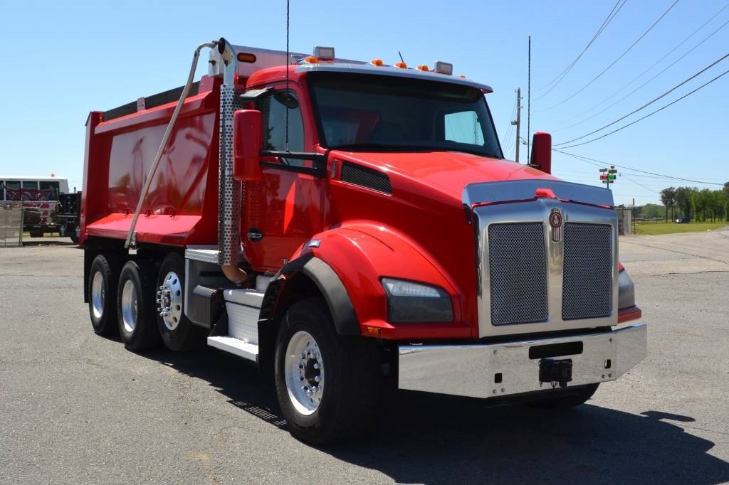 Kenworth T 880