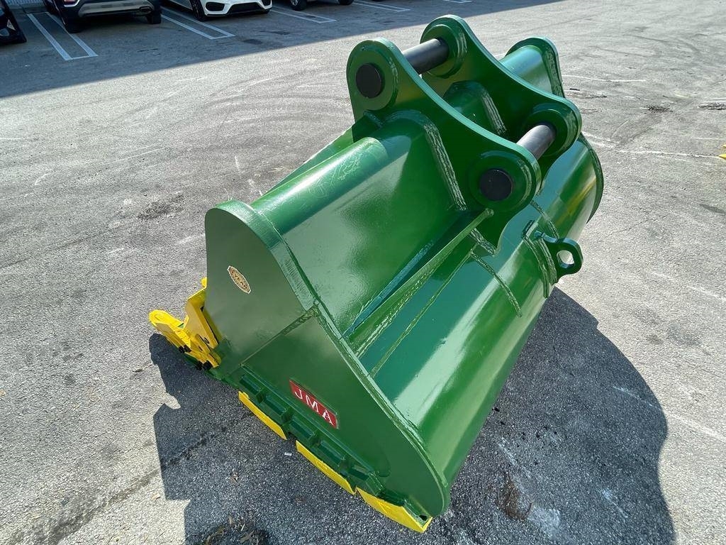 JM Attachments ExtremeHD RockBucket 66" for John Deere JD200/225