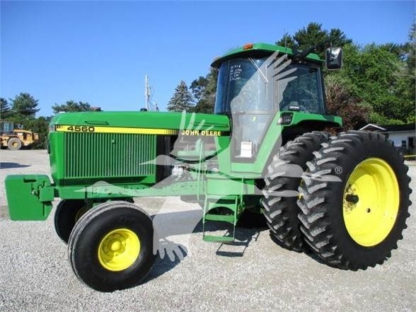 John Deere 4560