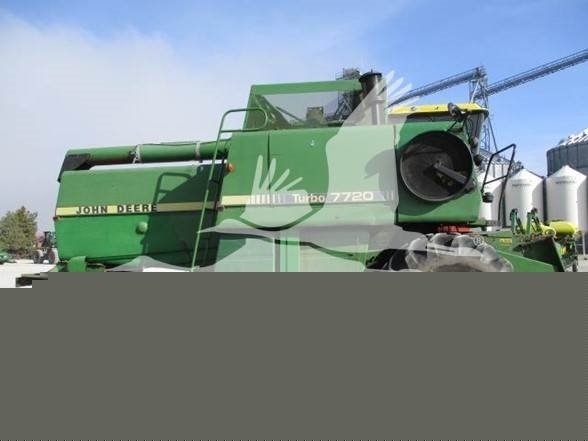 John Deere 7720
