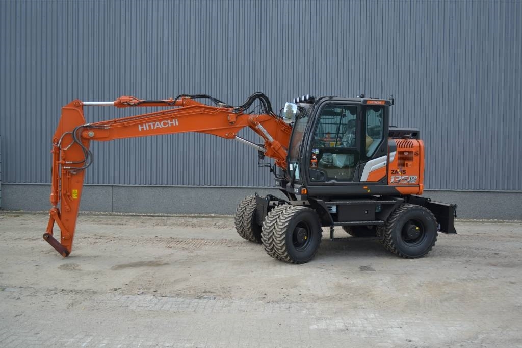 Hitachi ZX135W-7 - Wielgraafmachines - Bouw - Hitachi Construction ...