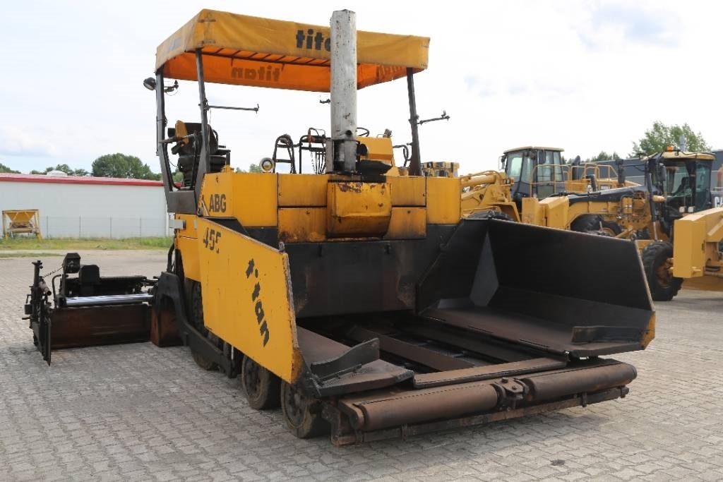 ABG Titan 455 - Asphalt pavers - Construction - BSS heavy machinery GmbH
