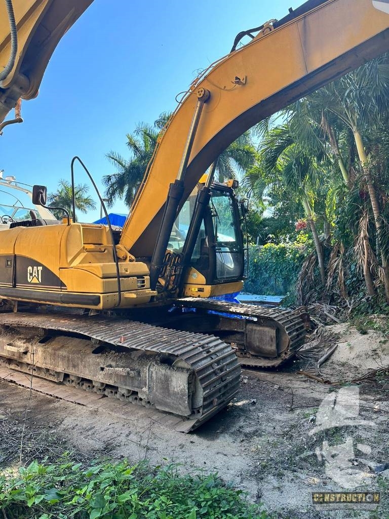 CAT 320 D L