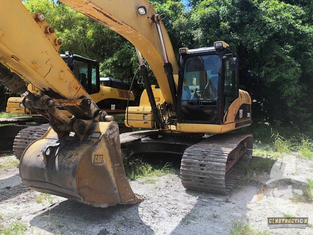 CAT 320 D L