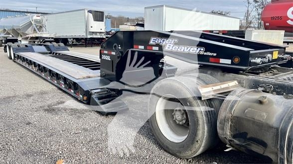 Eager Beaver 35 TON DETACH WITH BEAVERTAIL